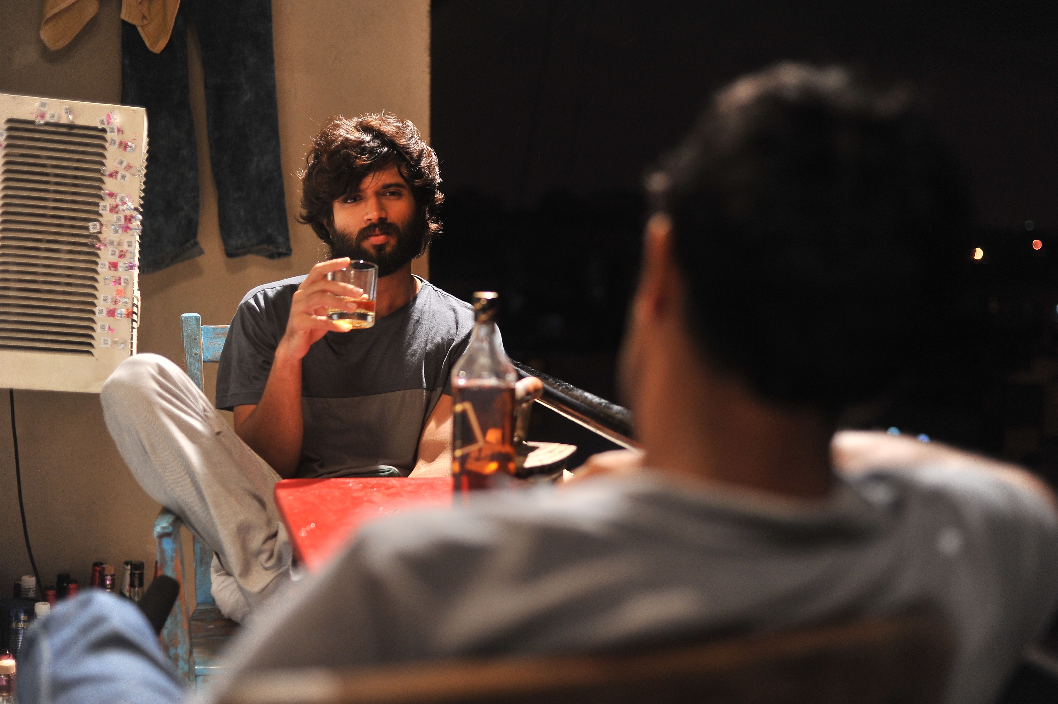 Arjun Reddy Sad Wallpapers - Wallpaper Cave
