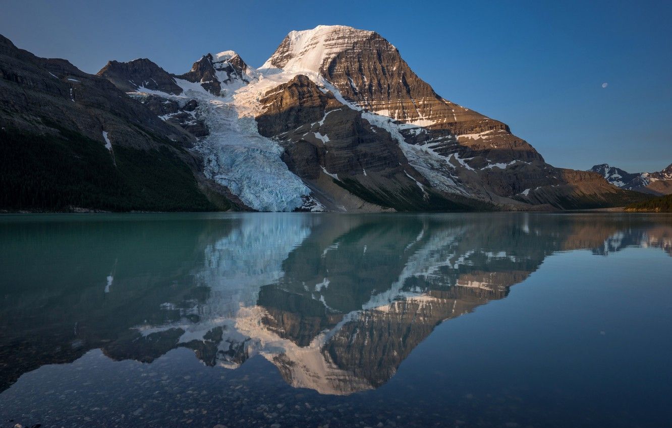 Mount Robson And Berg Lake British Columbia Wallpapers - Wallpaper Cave
