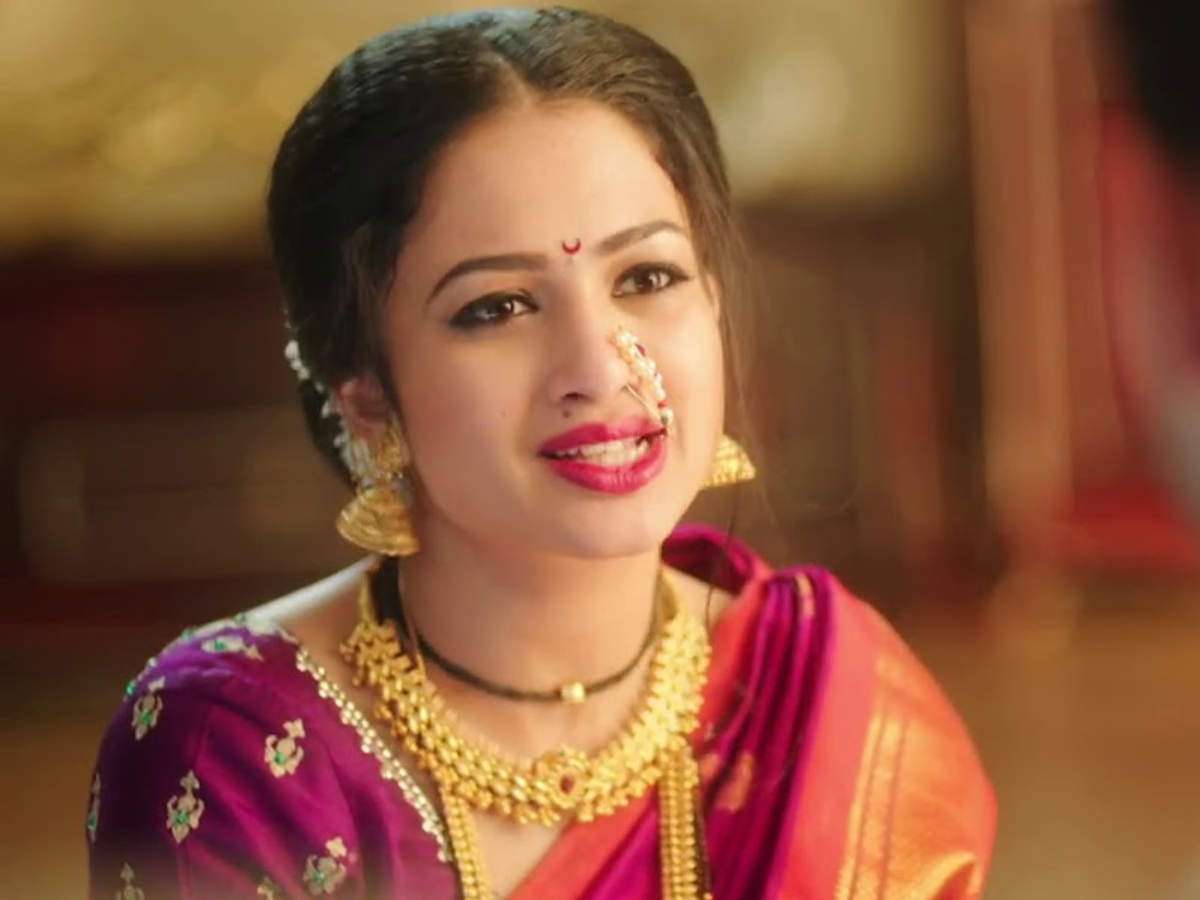 Girija Prabhu Wallpapers - Wallpaper Cave