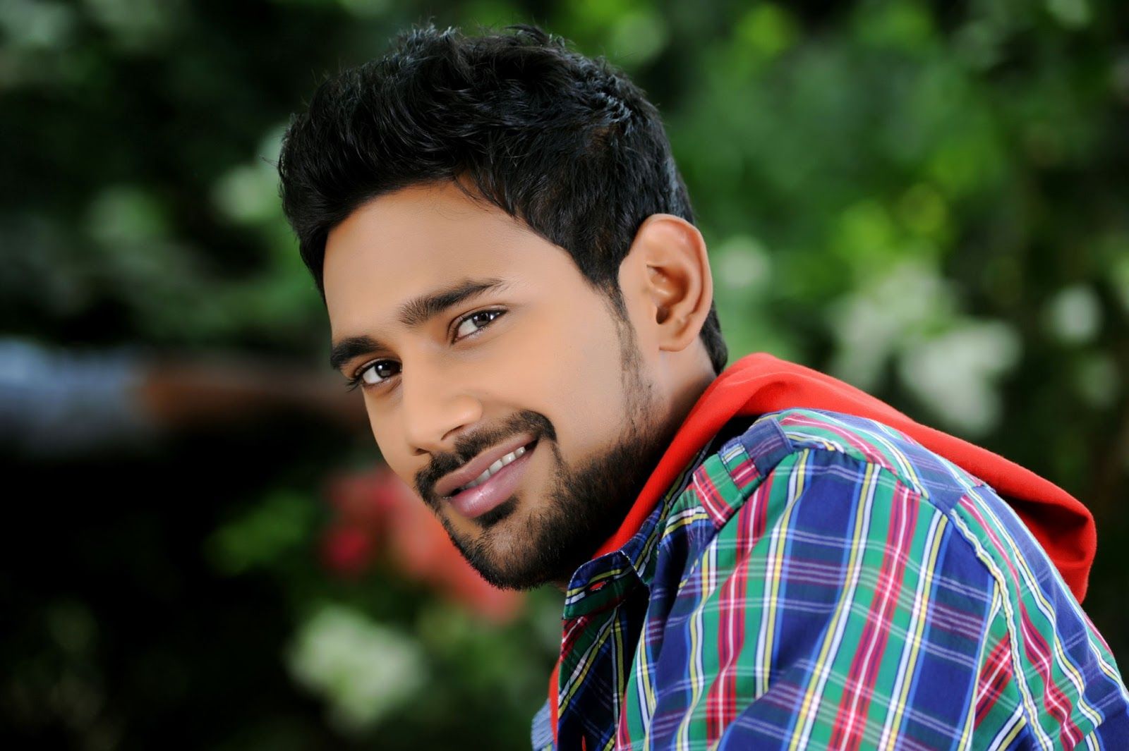 Varun Sandesh Wallpapers - Wallpaper Cave