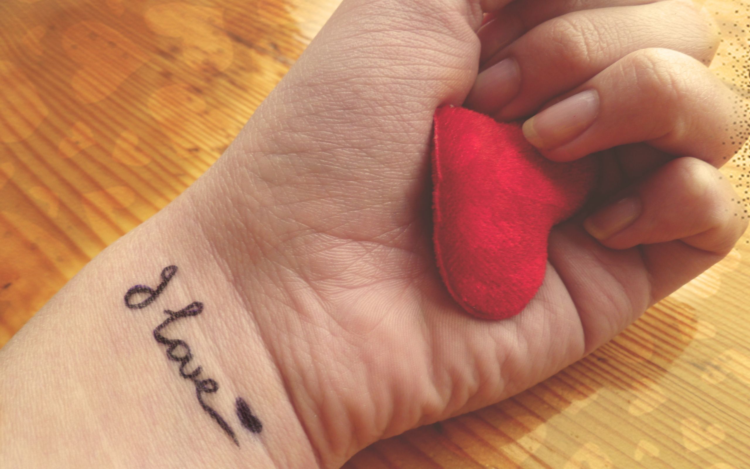 Hand Love Wallpapers - Wallpaper Cave