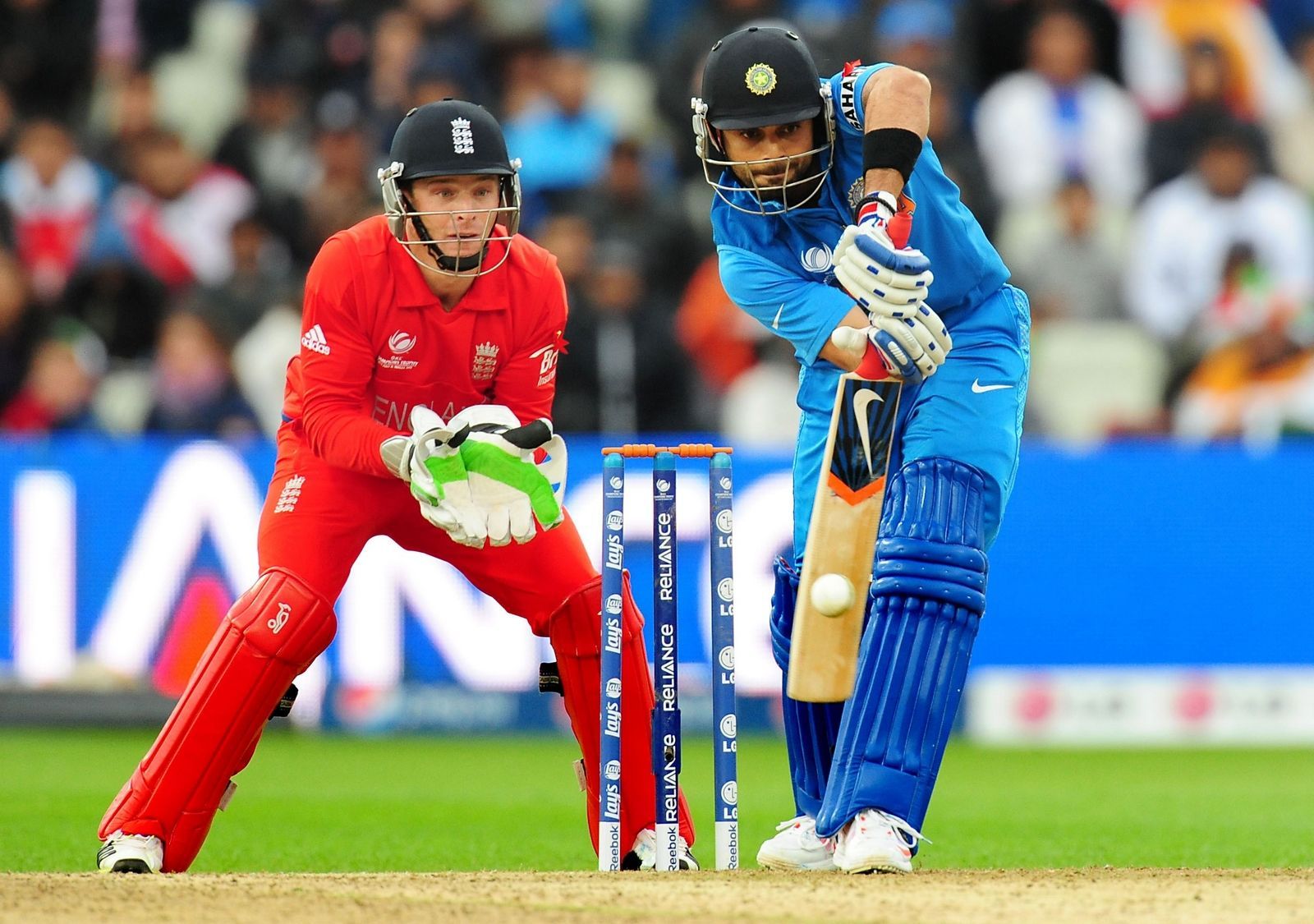 Virat Kohli Batting Wallpapers - Wallpaper Cave