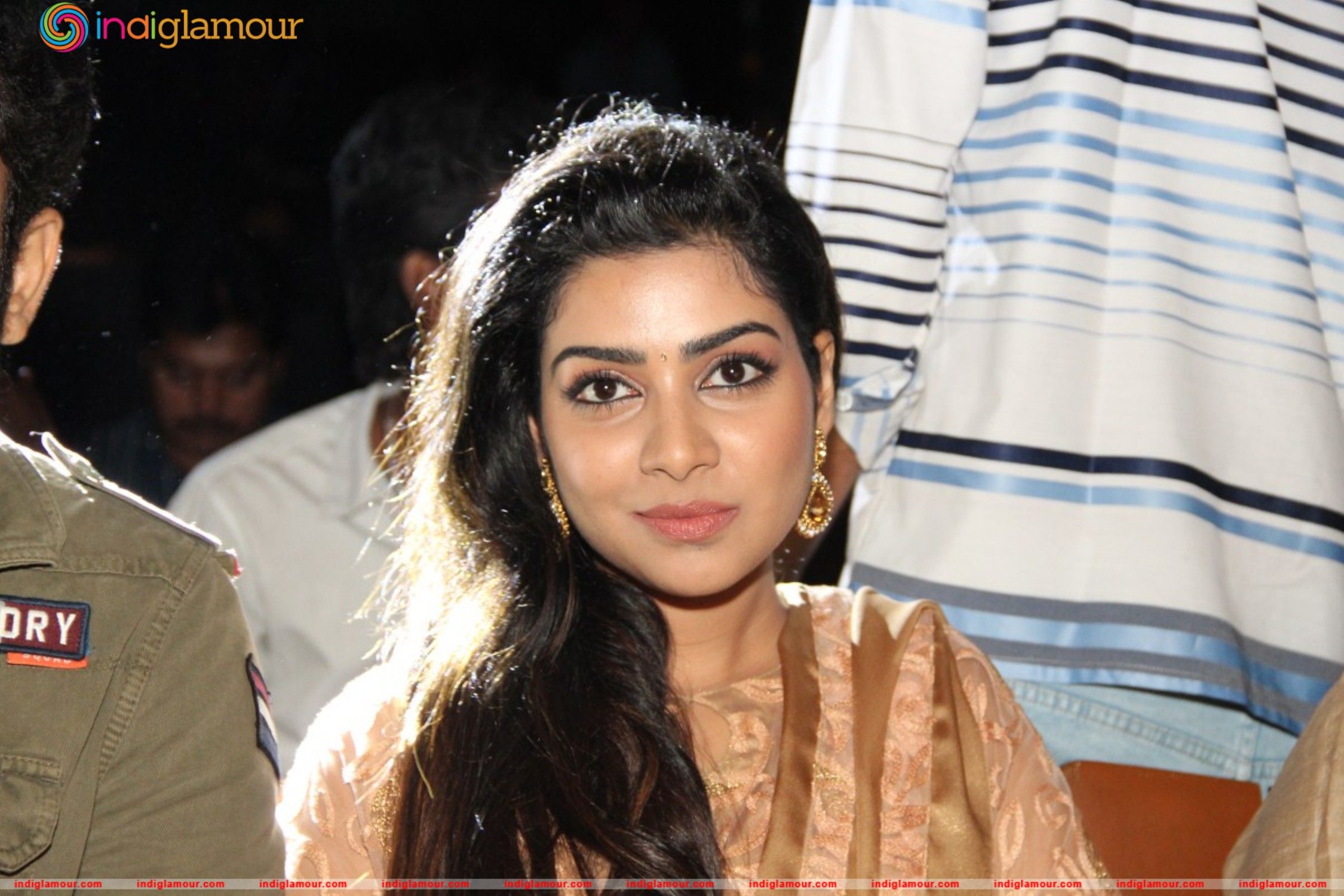 Satna Titus Wallpapers - Wallpaper Cave