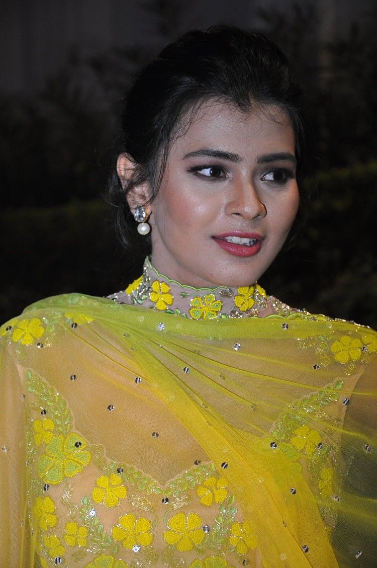 Ekkadiki Pothavu Chinnavada Wallpapers - Wallpaper Cave