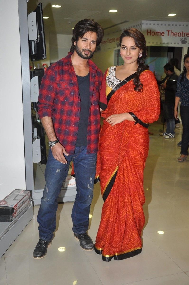 Shahid Kapoor And Sonakshi Sinha Wallpapers - Wallpaper Cave