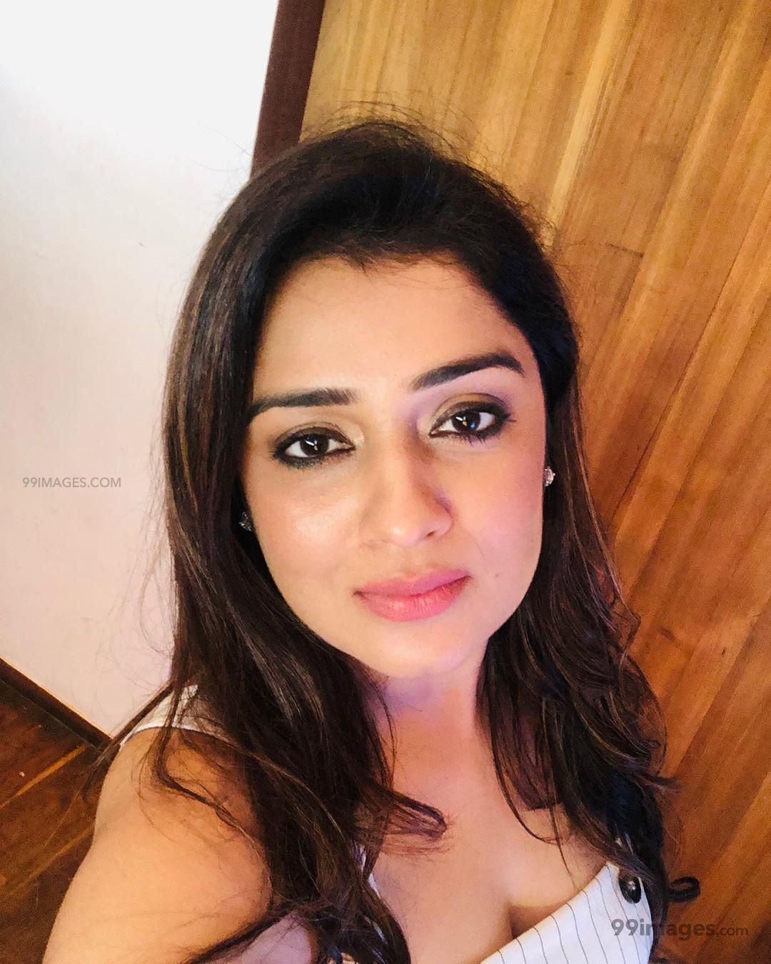 Nikita Thukral Wallpapers - Wallpaper Cave