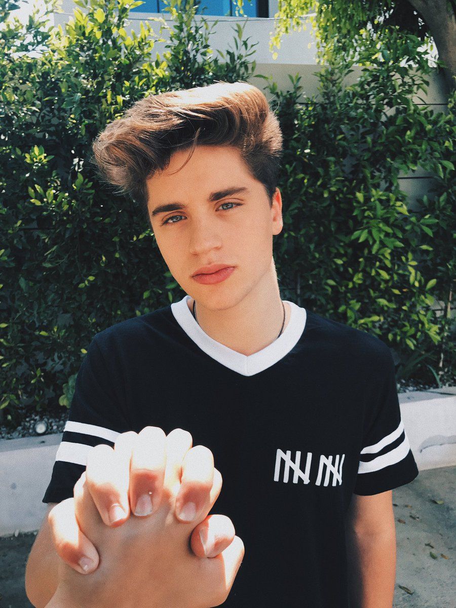 Iván Martinez Wallpapers - Wallpaper Cave