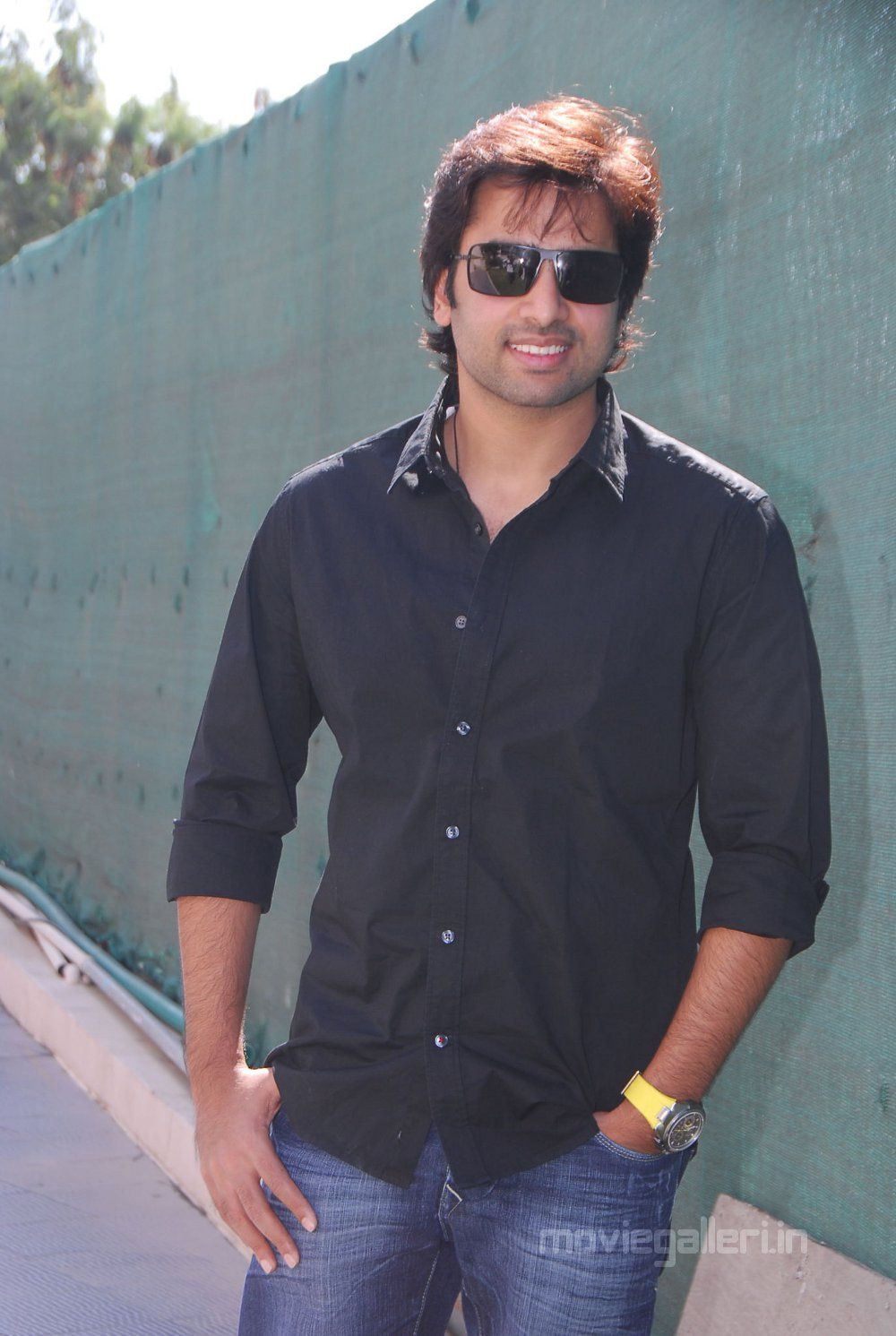 Nara Rohit Wallpapers - Wallpaper Cave
