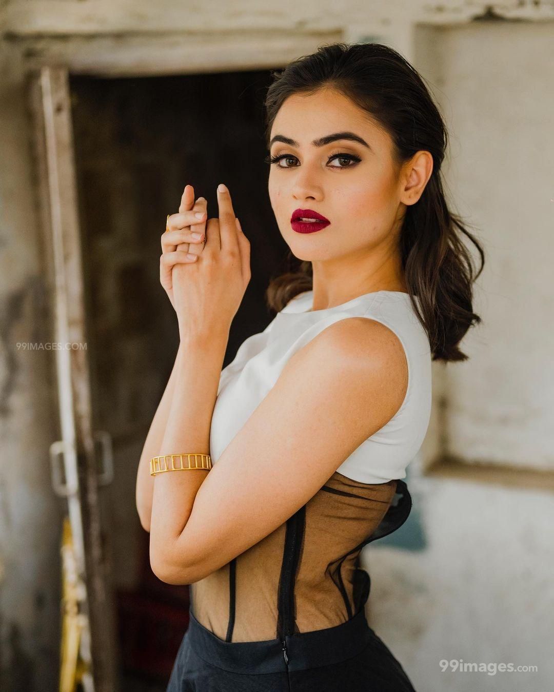 Janki Bodiwala Wallpapers - Wallpaper Cave