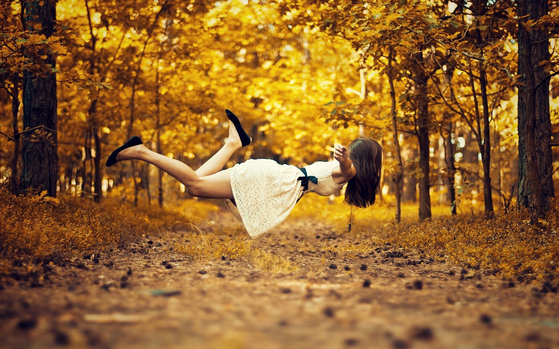 Floating Women Wallpapers - Wallpaper Cave