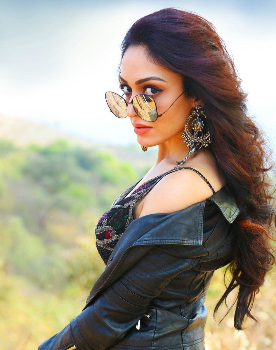 Khushali Kumar Wallpapers - Wallpaper Cave