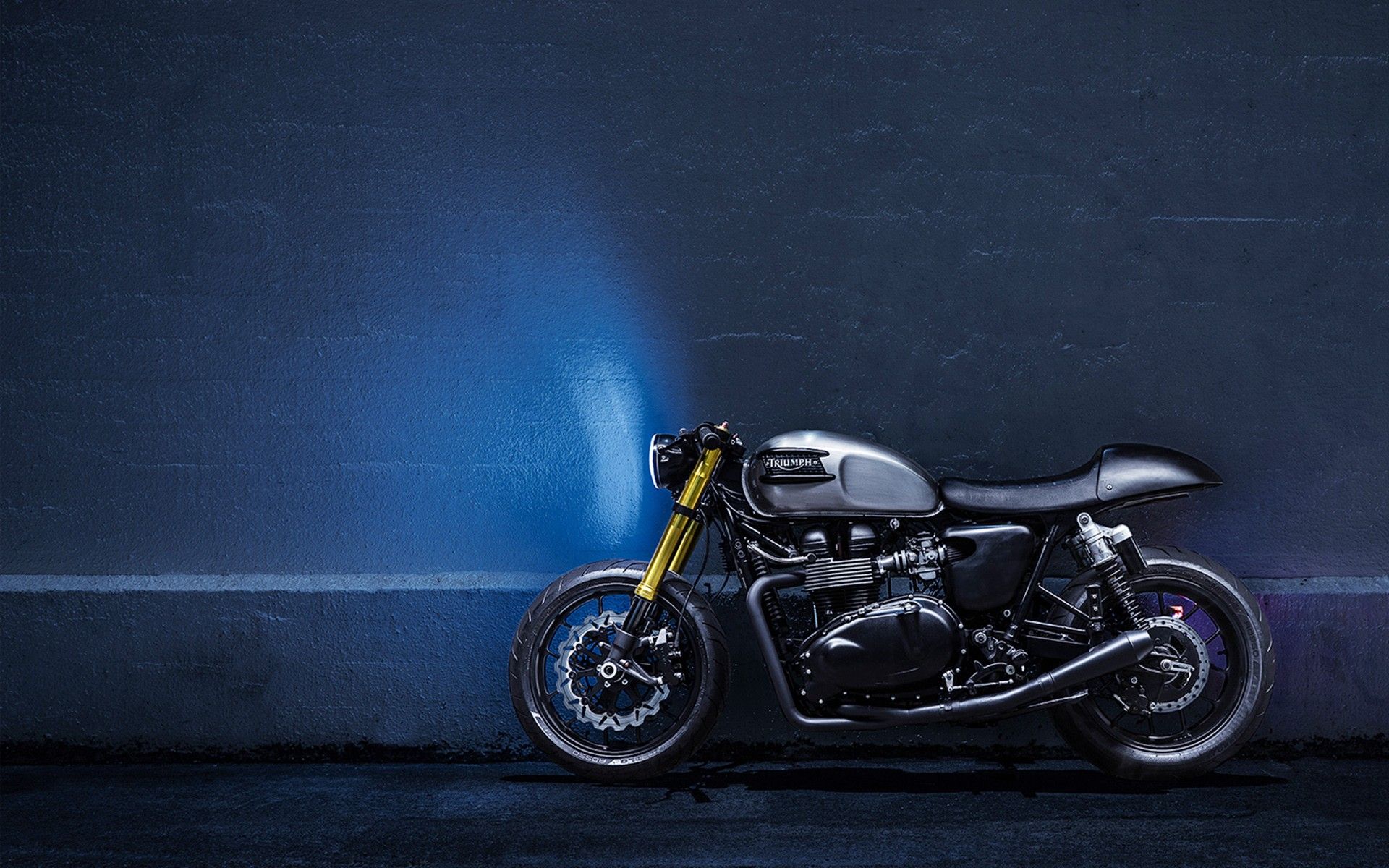 Triumph Thruxton Wallpapers - Wallpaper Cave