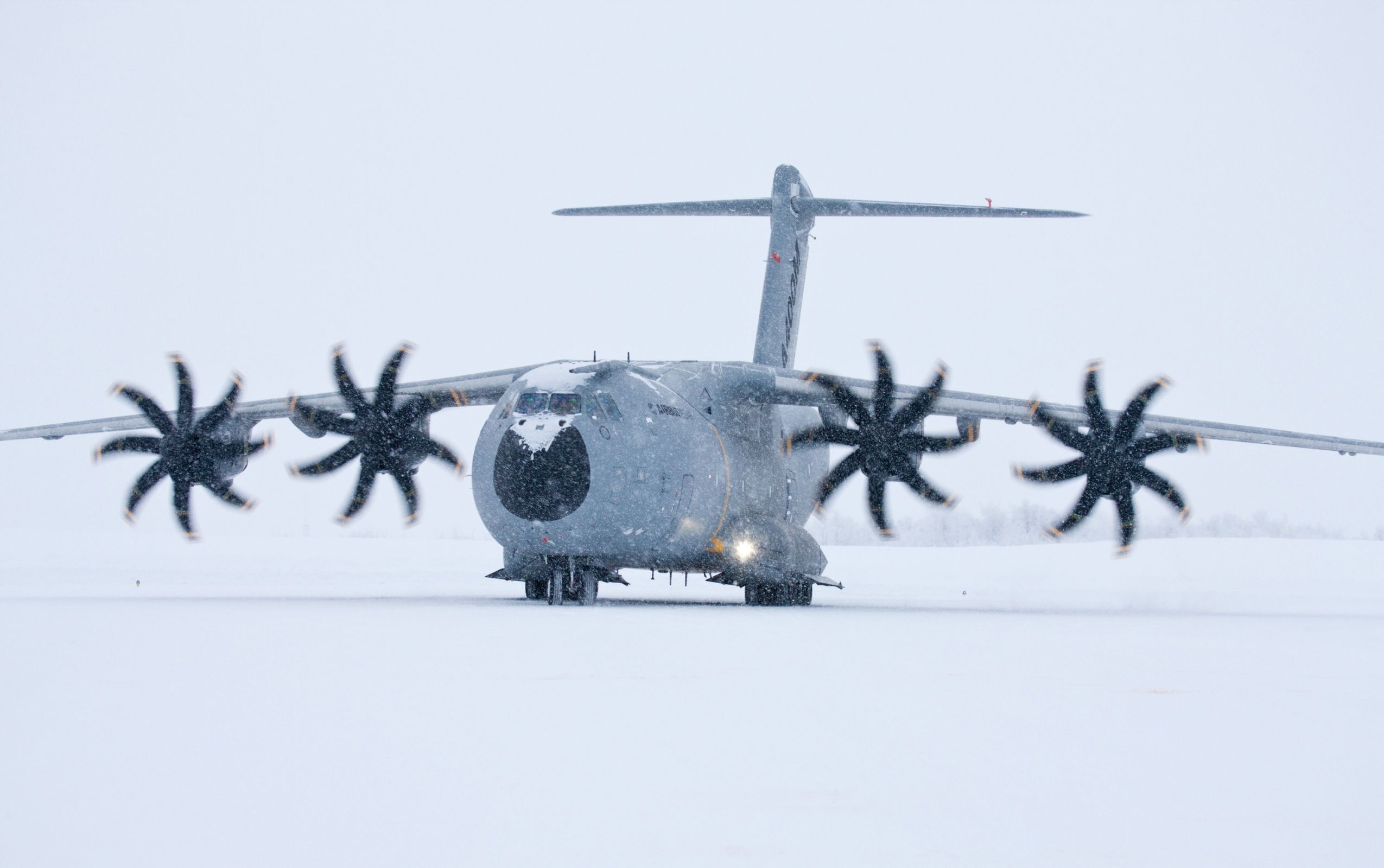 Airbus A400m 3500x2625 Wallpaper 204 Air Force Airbus A400m Atlas