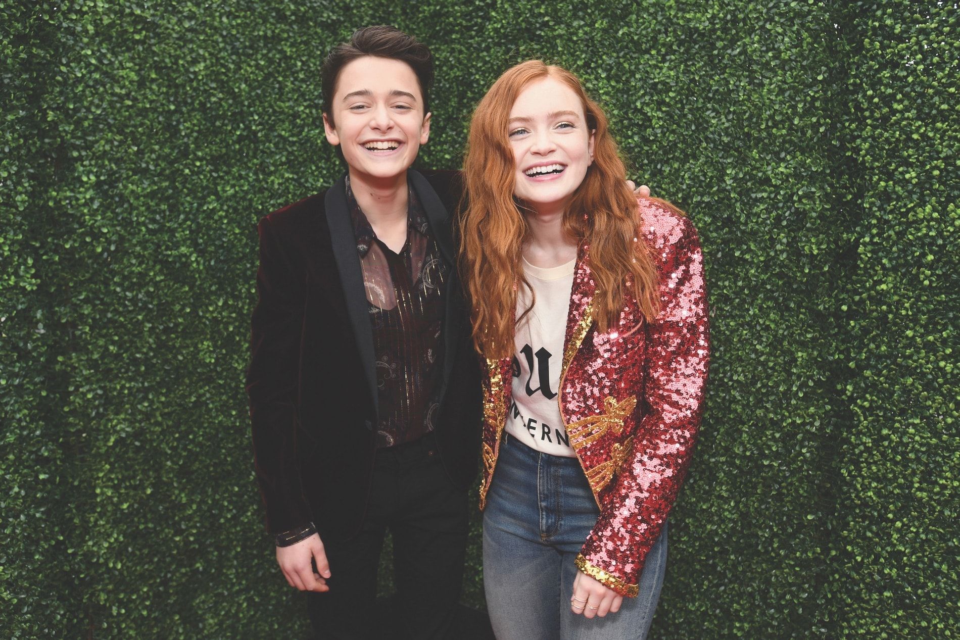 Noah Schnapp And Sadie Sink Wallpapers - Wallpaper Cave