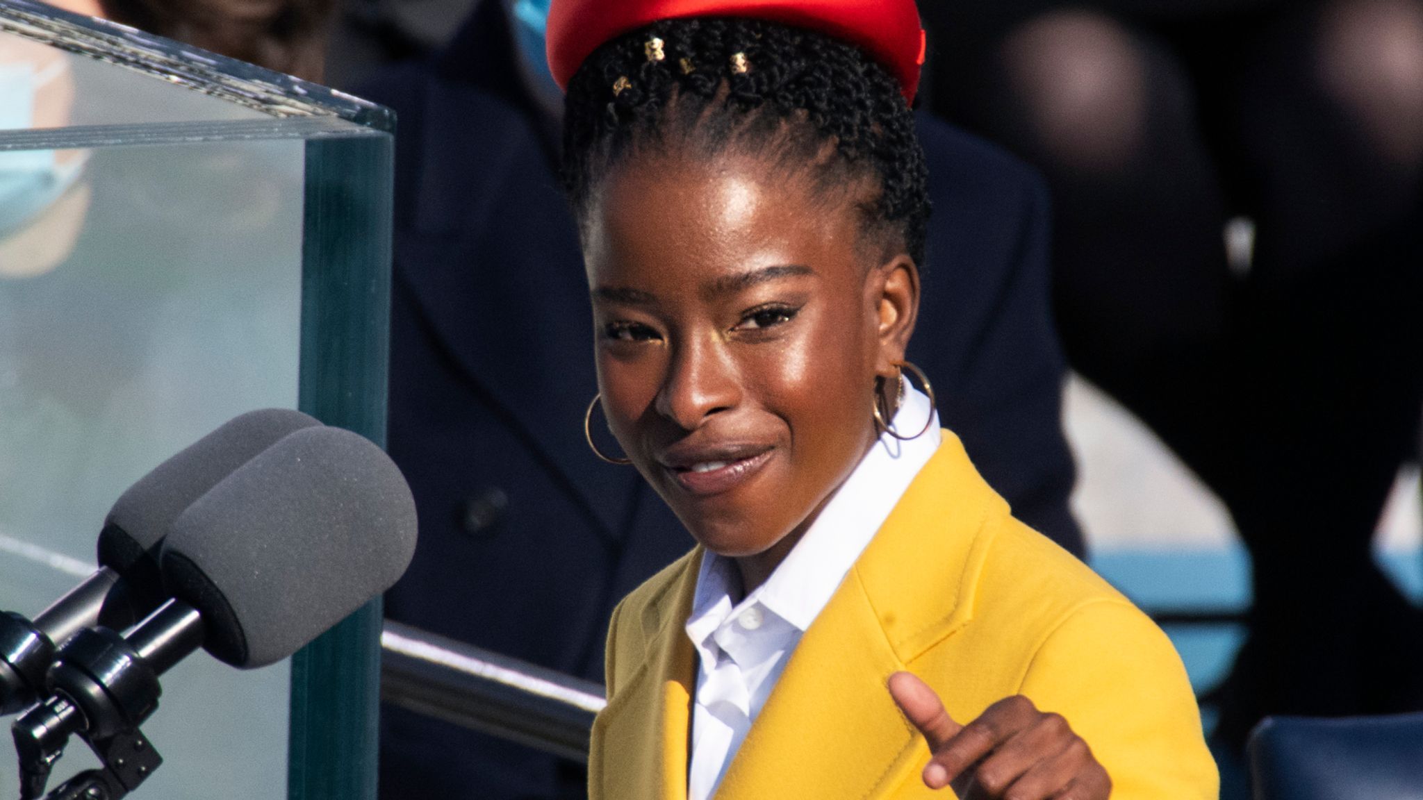 Amanda Gorman Wallpapers - Wallpaper Cave