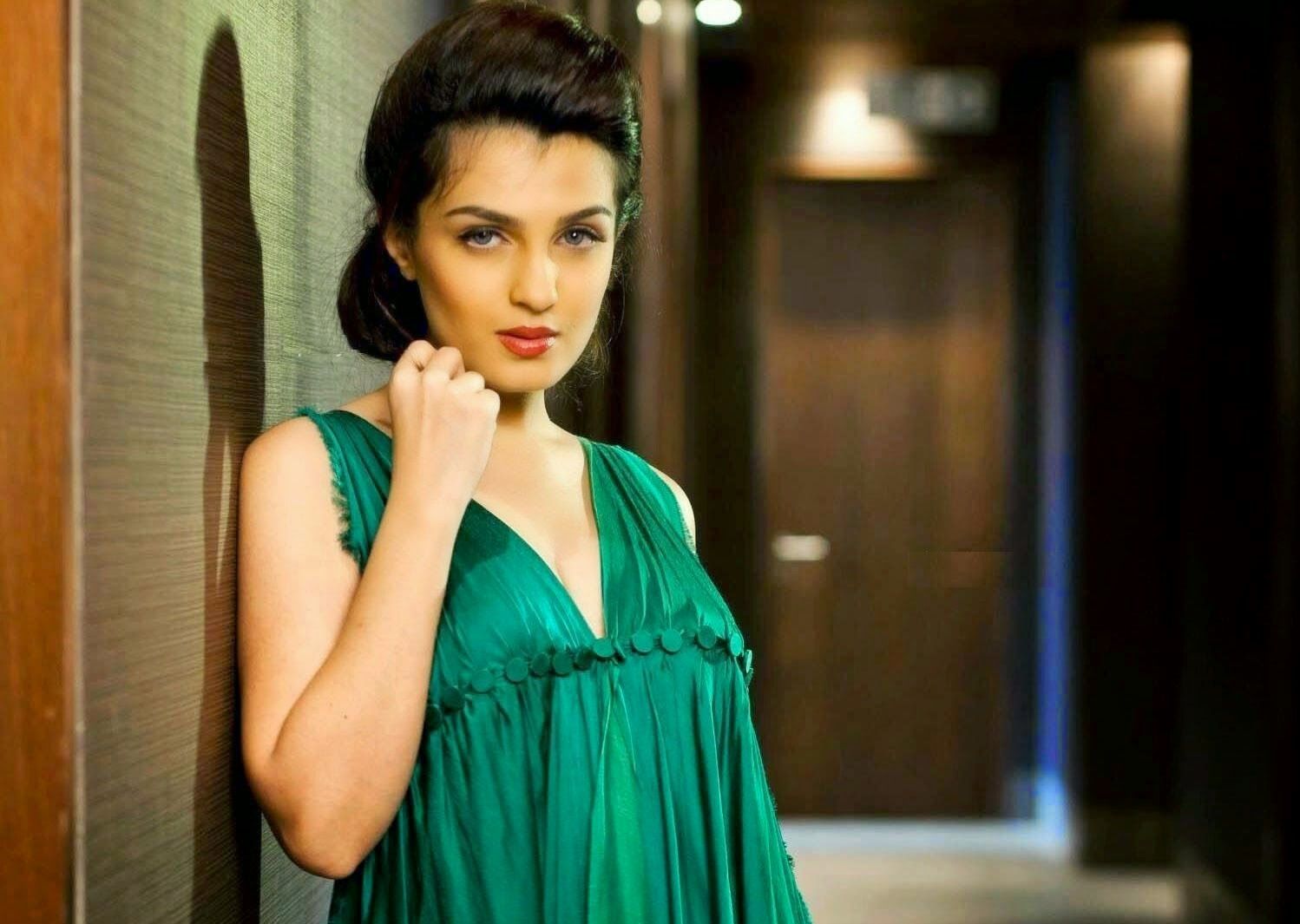 Shiny Doshi Wallpapers - Wallpaper Cave