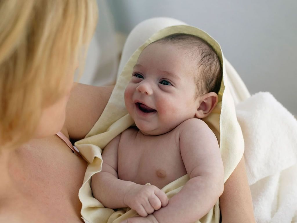 Small Baby And Mother Wallpapers - Wallpaper Cave