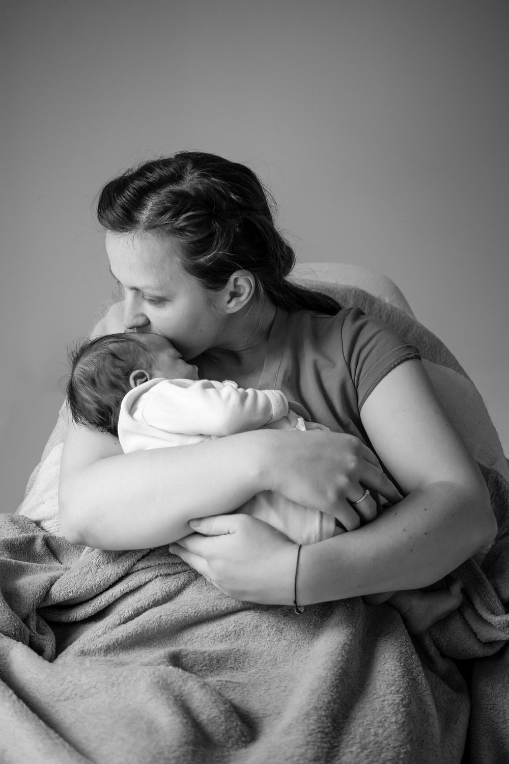 Small Baby And Mother Wallpapers - Wallpaper Cave
