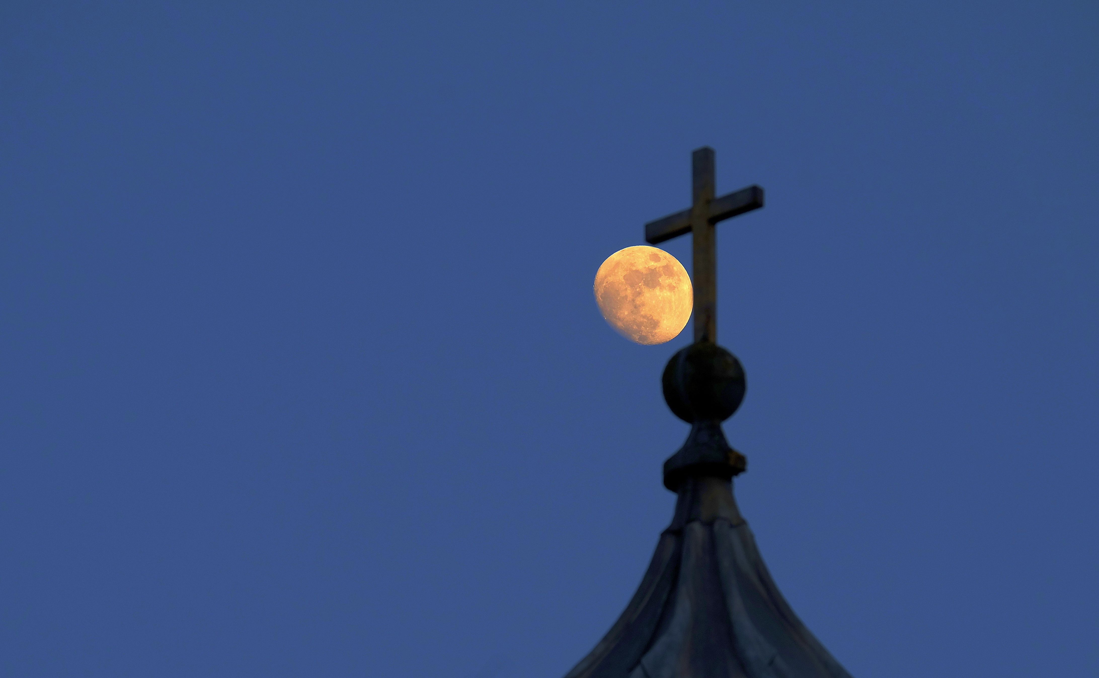 Moon With Cross Wallpapers - Wallpaper Cave