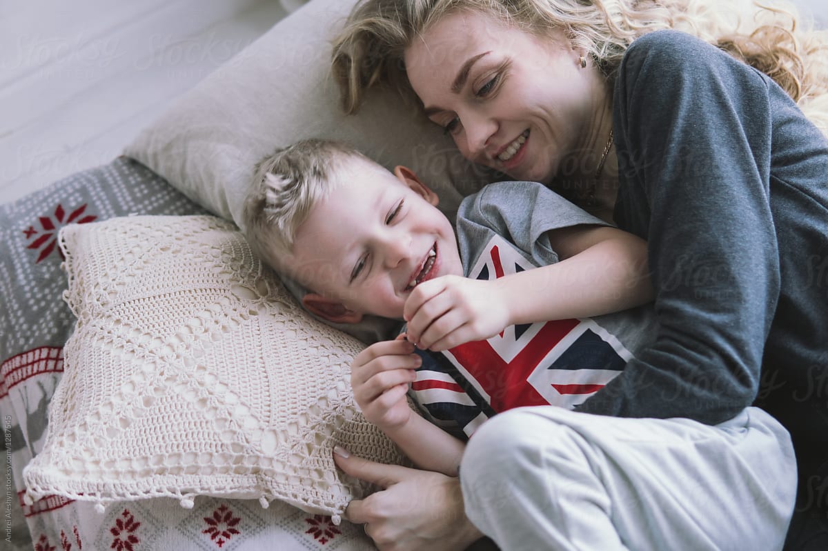 Mother Laughing Wallpapers - Wallpaper Cave