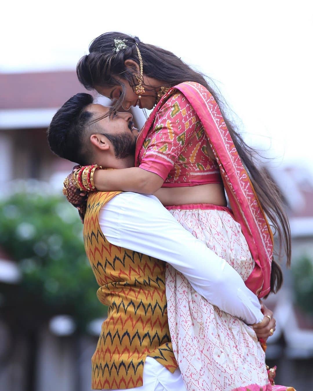 Traditional Couple Wallpapers - Wallpaper Cave