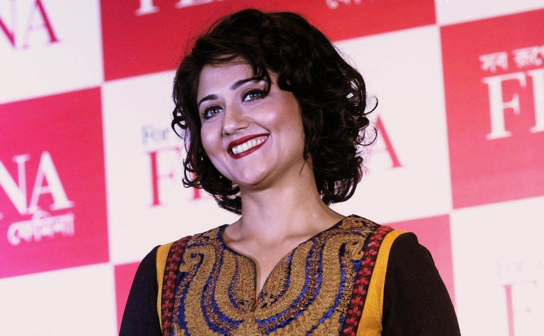 Swastika Mukherjee Wallpapers - Wallpaper Cave