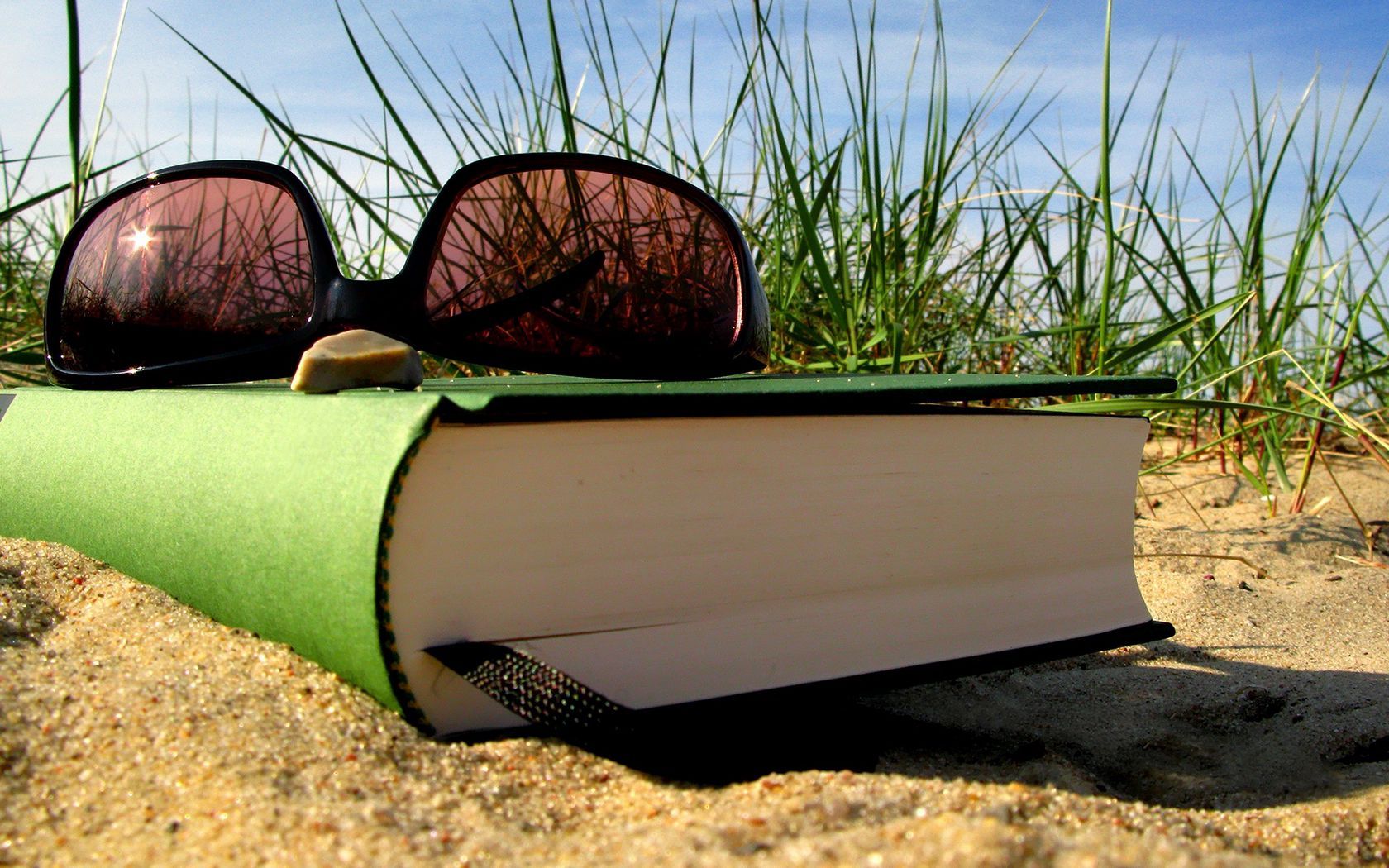 Summer Book Wallpapers - Wallpaper Cave