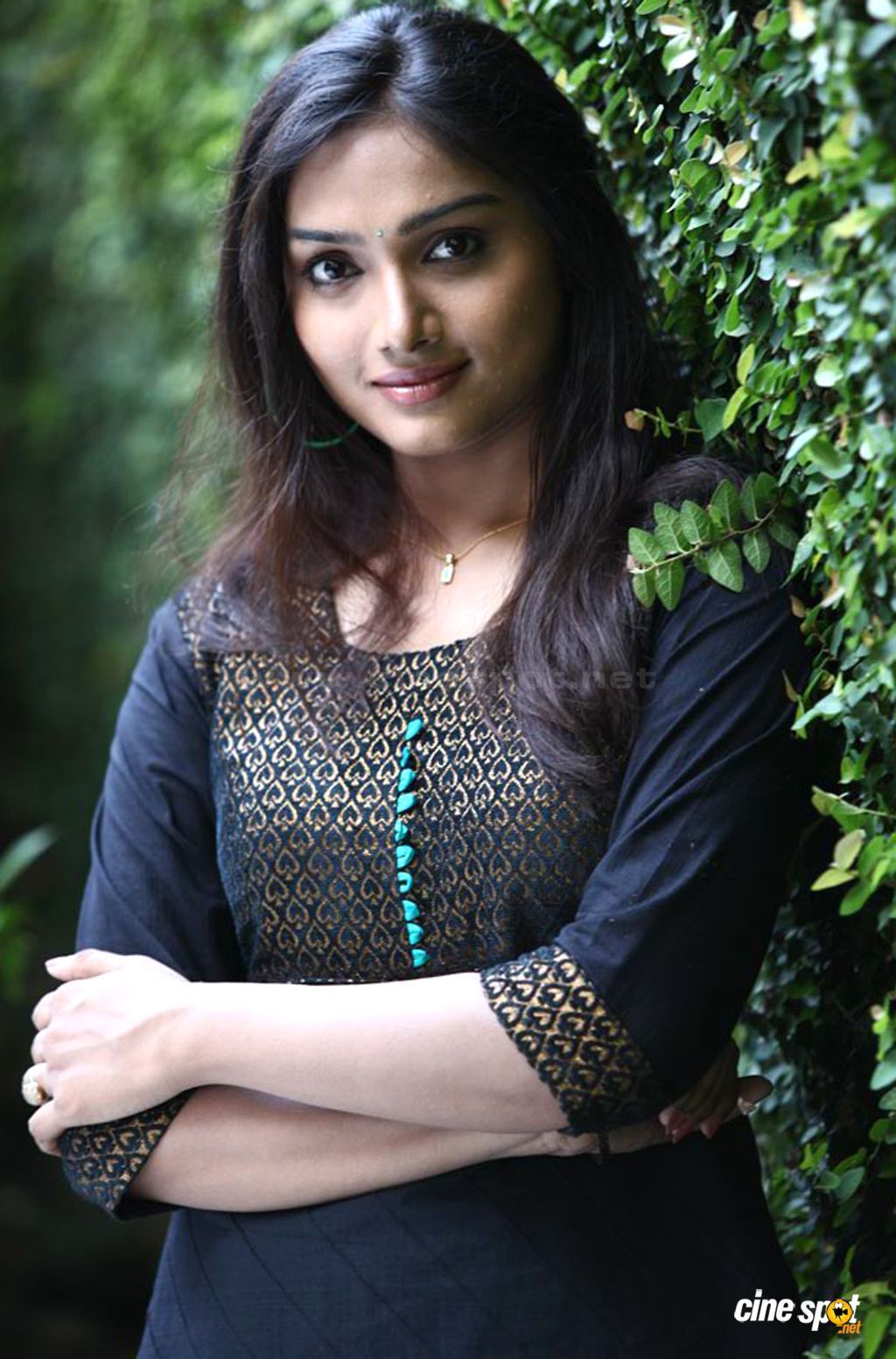 Aishwarya Devan Wallpapers - Wallpaper Cave