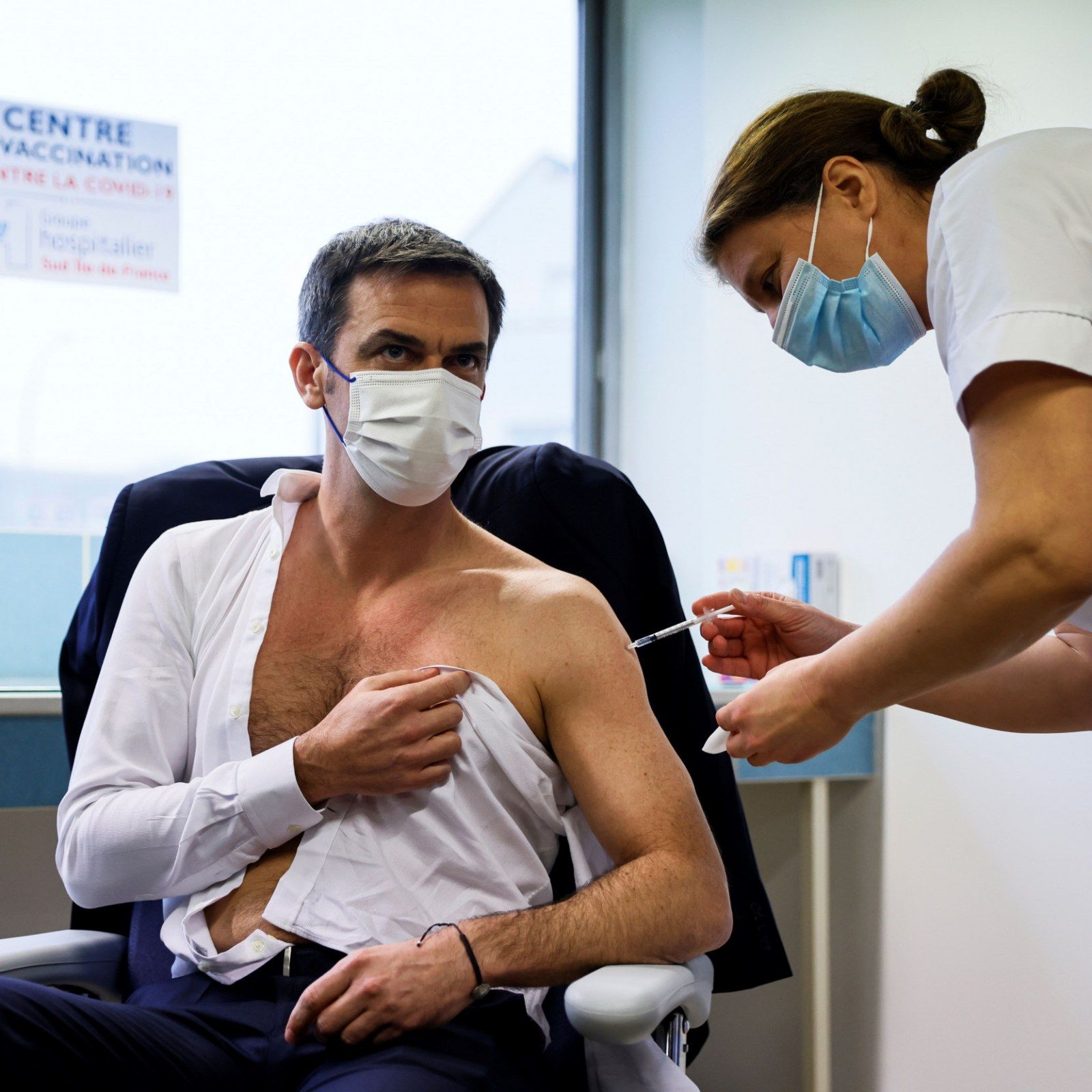 Man Taking Vaccine Wallpapers - Wallpaper Cave