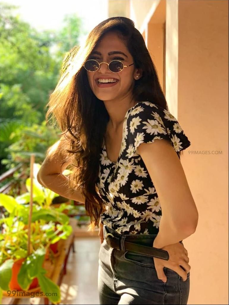 Simran Choudhary Wallpapers - Wallpaper Cave