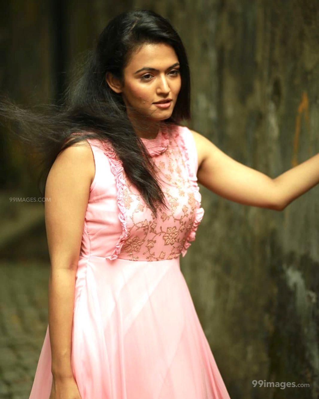 Aparna Das Wallpapers - Wallpaper Cave