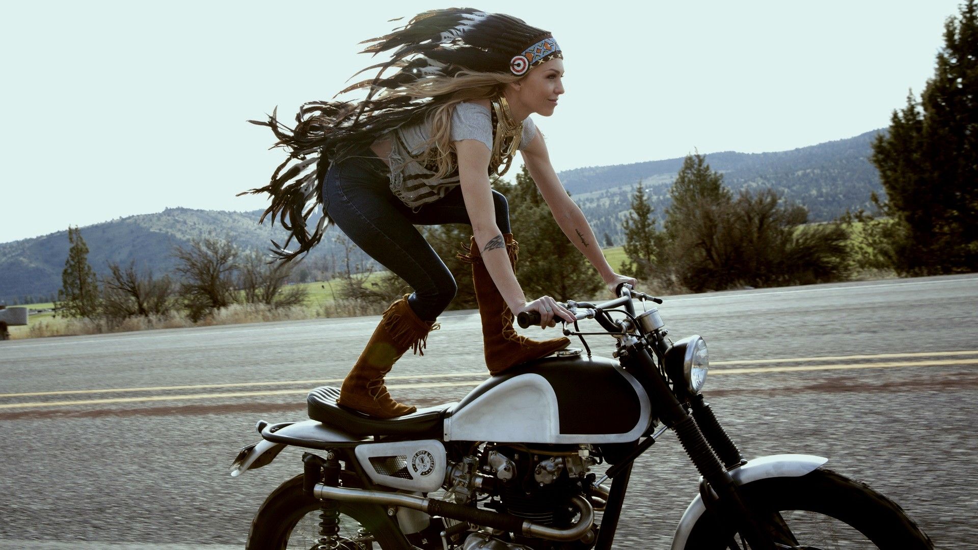 Women Motor Wallpapers - Wallpaper Cave
