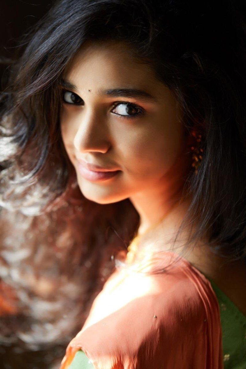 Krithi Shetty 800x1200 Wallpapers - Wallpaper Cave