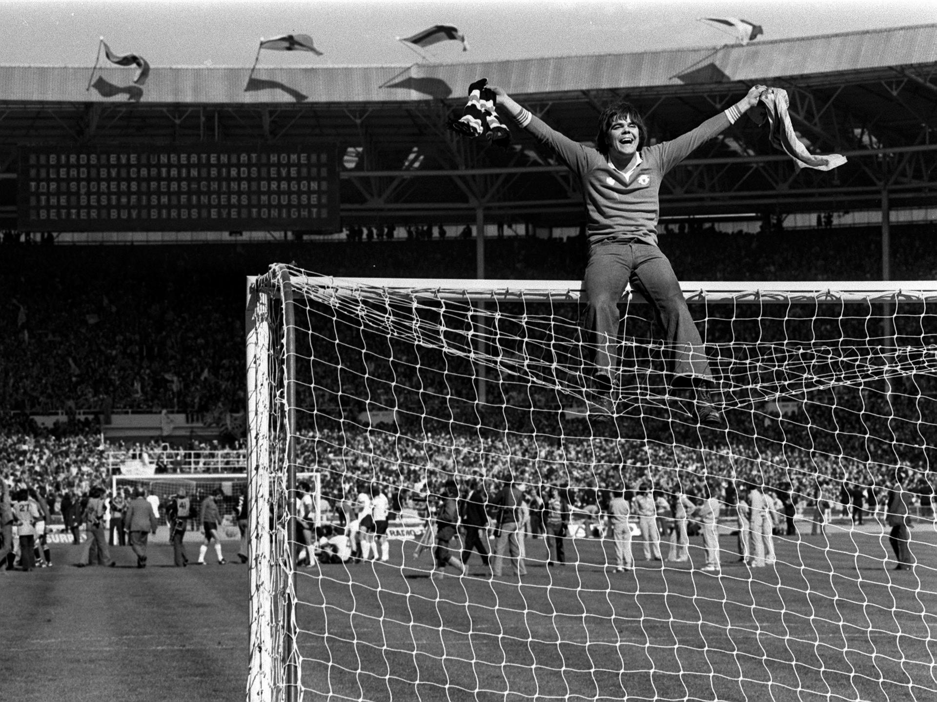 Retro Manchester United Wallpapers - Wallpaper Cave