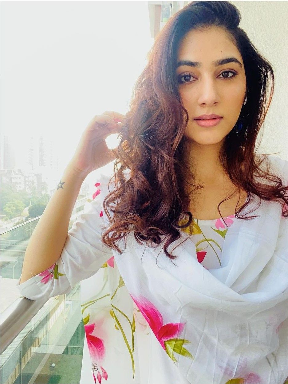 Disha Parmar Wallpapers - Wallpaper Cave