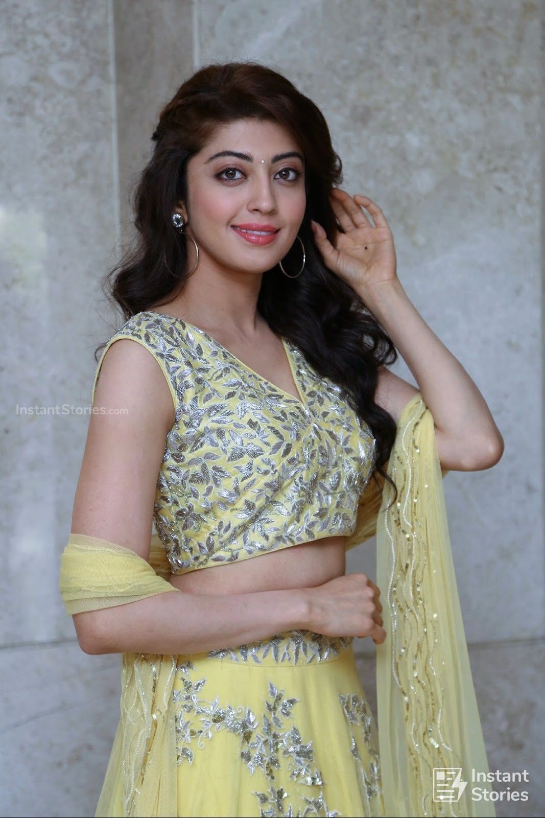 Pranitha Subhash iPhone Wallpapers - Wallpaper Cave