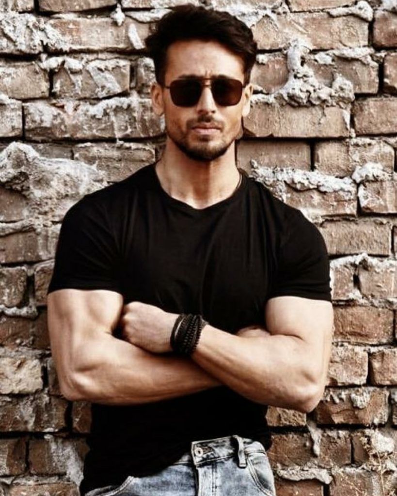 Tiger Shroff iPhone Wallpapers - Wallpaper Cave