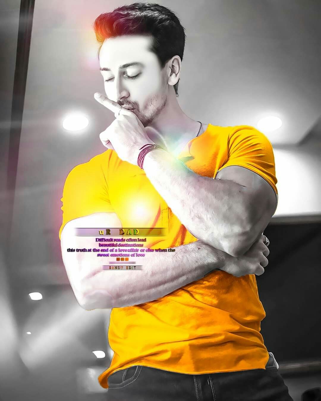 Tiger Shroff iPhone Wallpapers - Wallpaper Cave