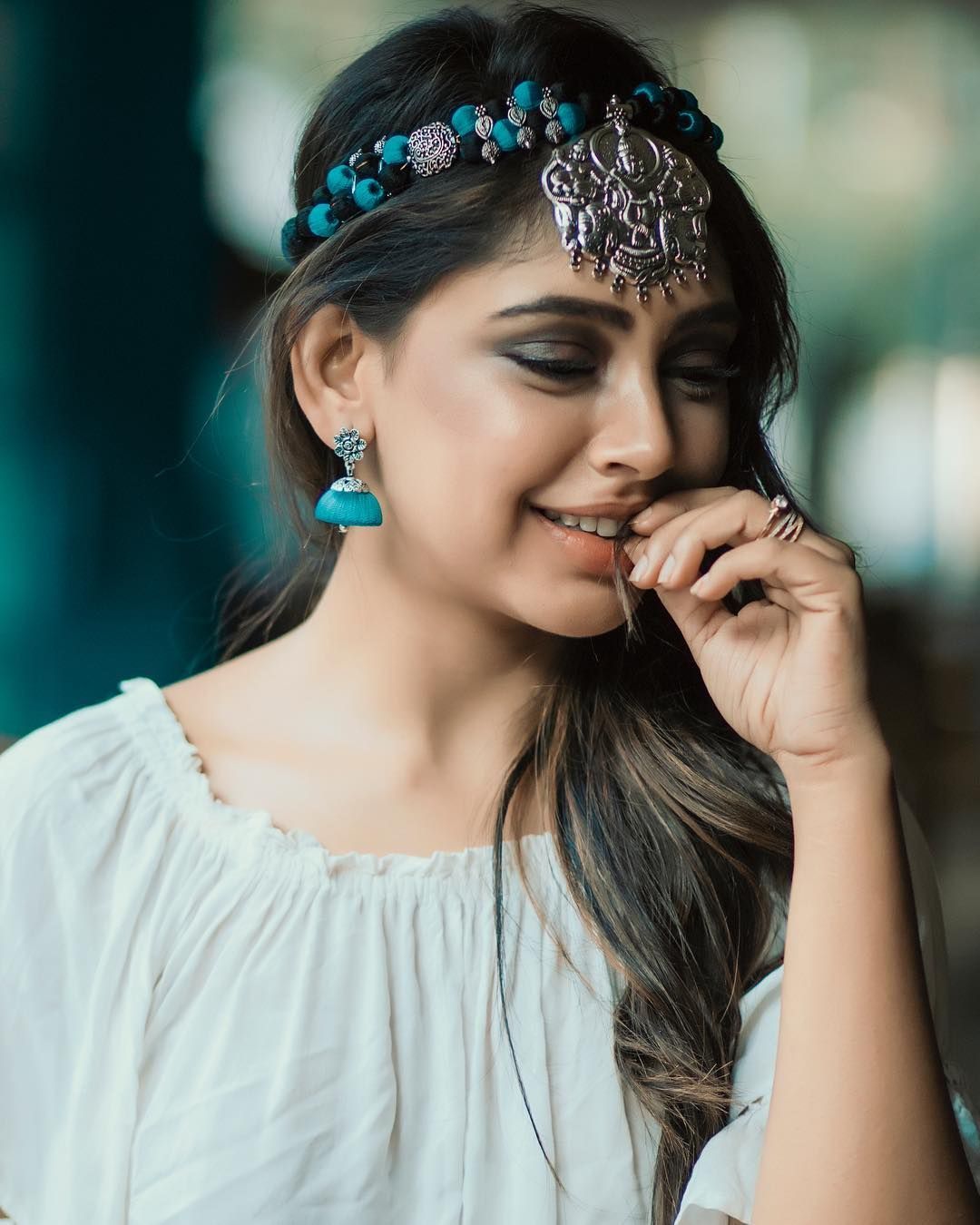 Niti Taylor Phone Wallpapers - Wallpaper Cave