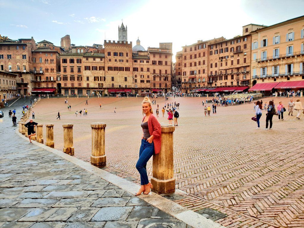 Alex Outhwaite Wallpapers - Wallpaper Cave