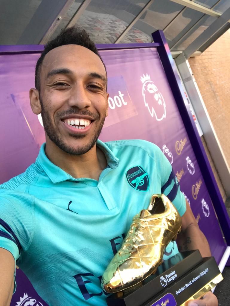 Golden Boot Wallpapers - Wallpaper Cave