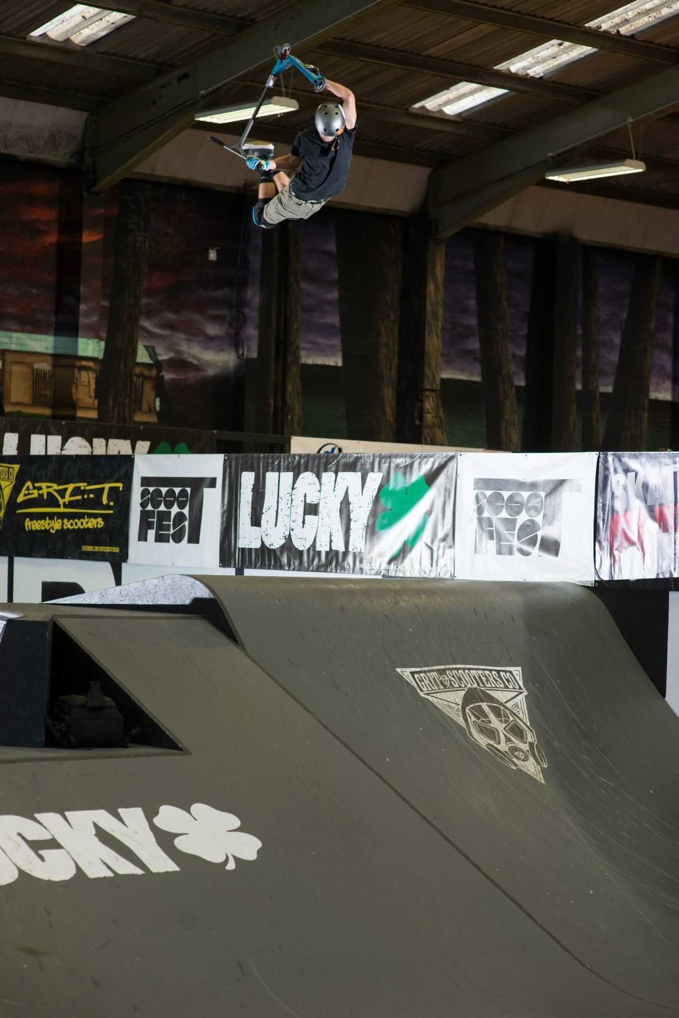 Raymond Warner Wallpapers - Wallpaper Cave