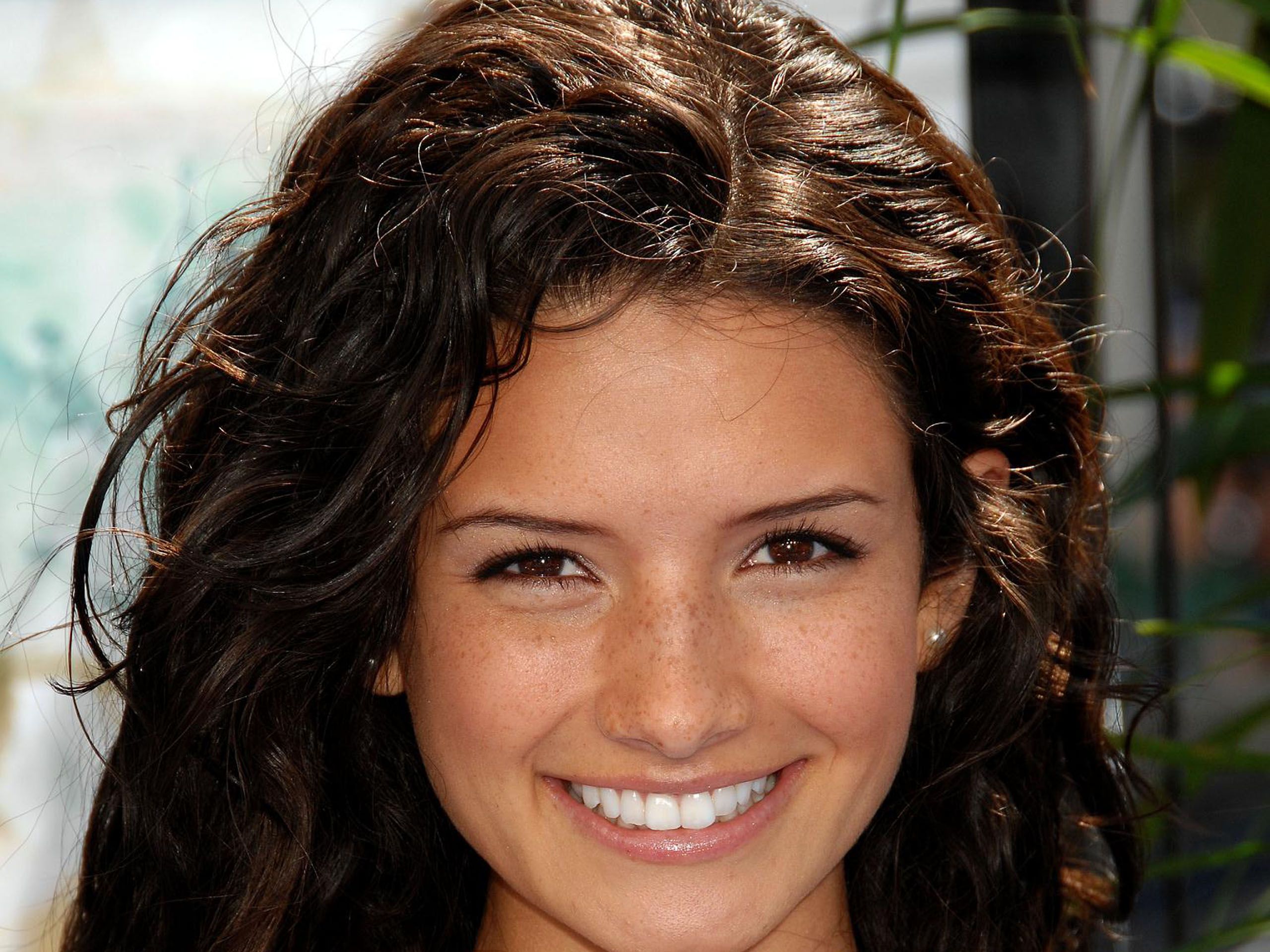 Alice Greczyn Wallpapers - Wallpaper Cave