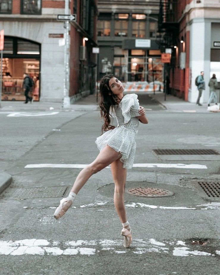 Isabella Fonte Wallpapers - Wallpaper Cave