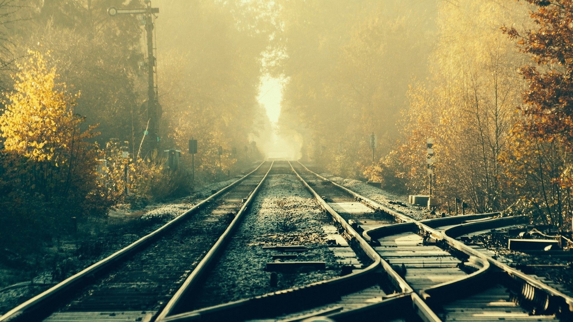 Autumn Train Track Wallpapers - Wallpaper Cave