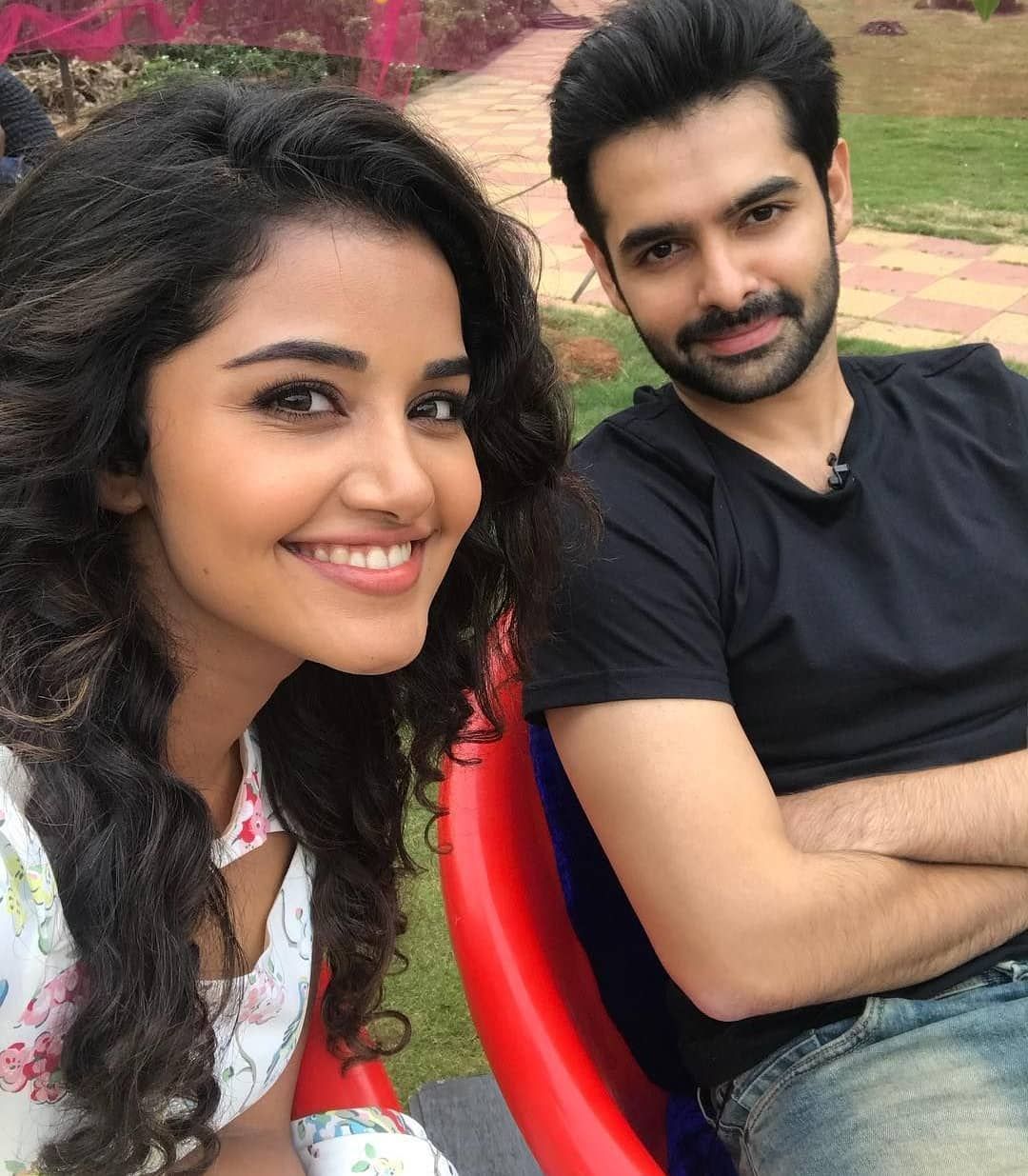 Anupama Parameswaran And Ram Pothineni Wallpapers - Wallpaper Cave