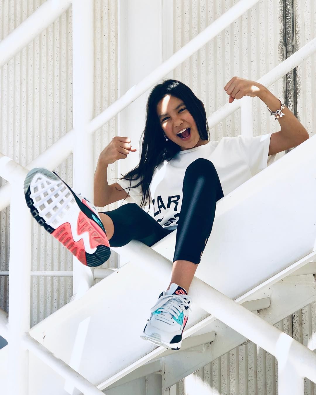 Ana Emilia Wallpapers - Wallpaper Cave