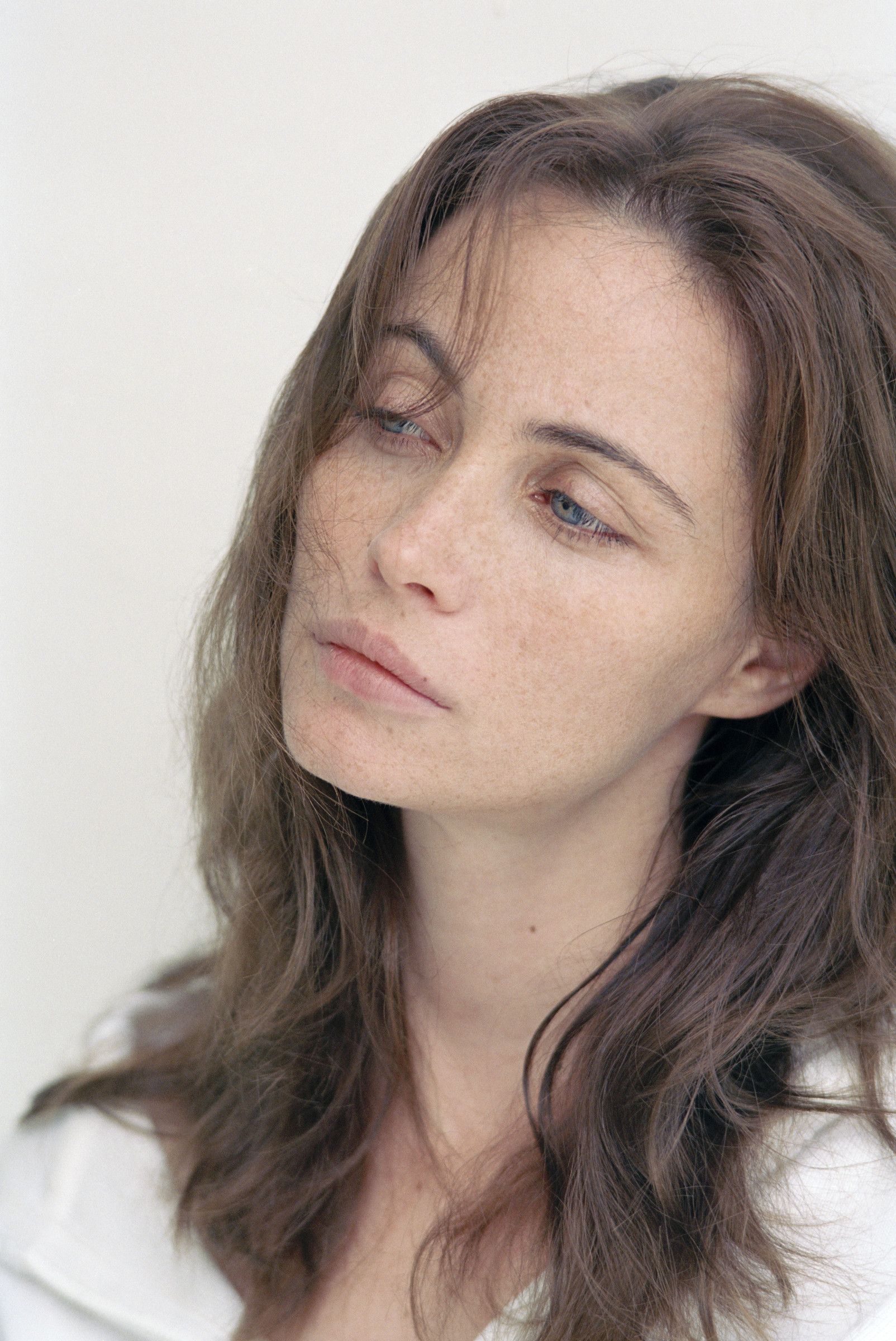 Emmanuelle Béart Wallpapers - Wallpaper Cave