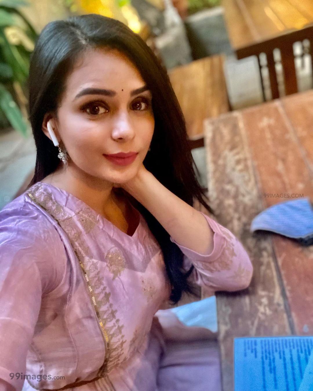 Sonal Vengurlekar Wallpapers - Wallpaper Cave