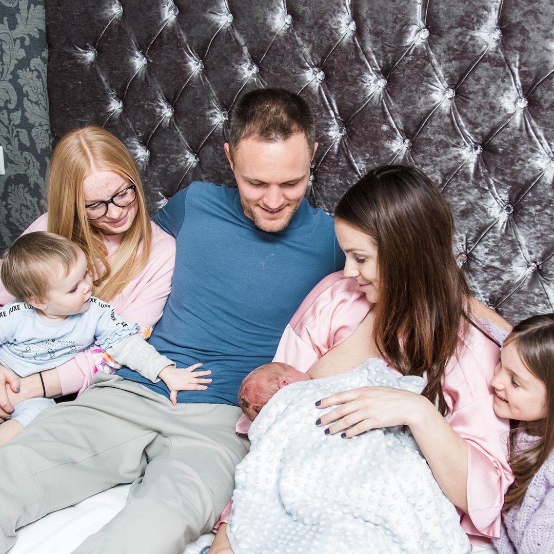 Family Fizz Wallpapers - Wallpaper Cave